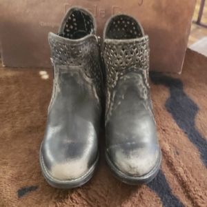 Circle G | Shoes | Cutout Shortie Boot | Poshmark